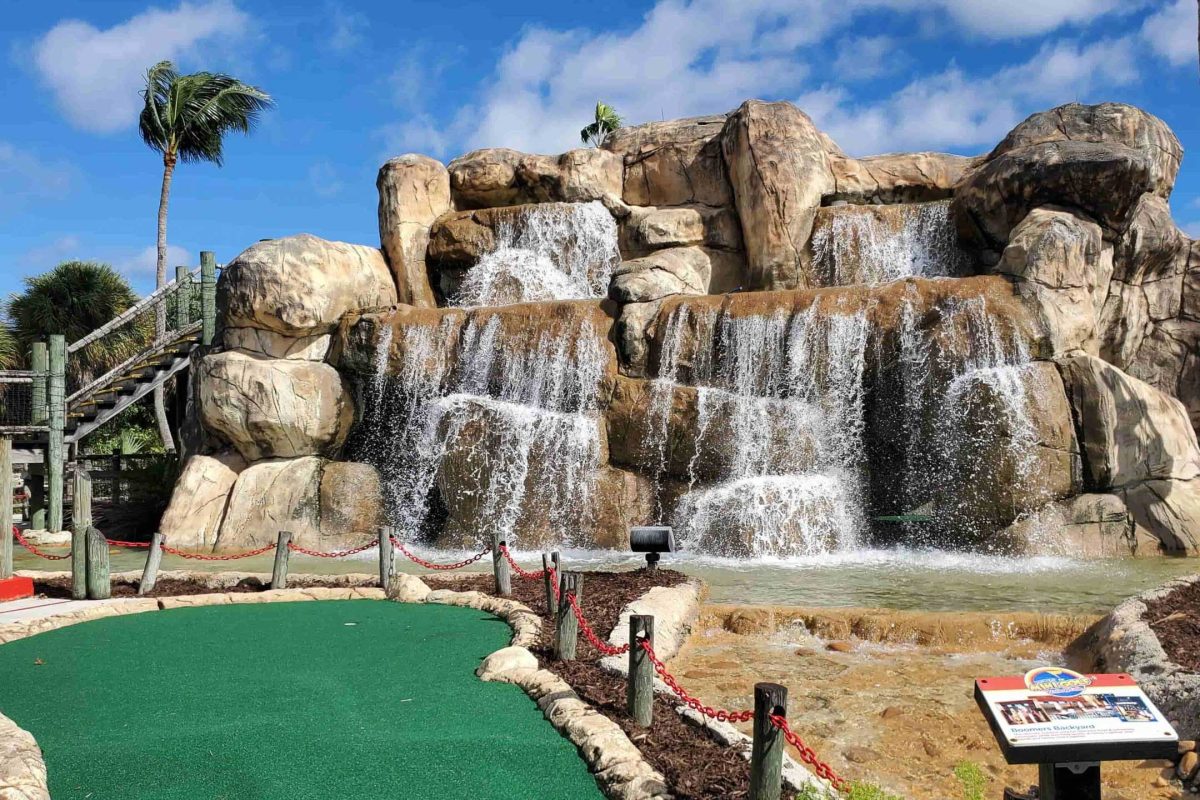 Boomers! - Boca Raton Airport